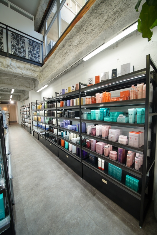 alotta【アロッタ】｜梅田茶屋町の完全個室型ヘアサロンとショップ